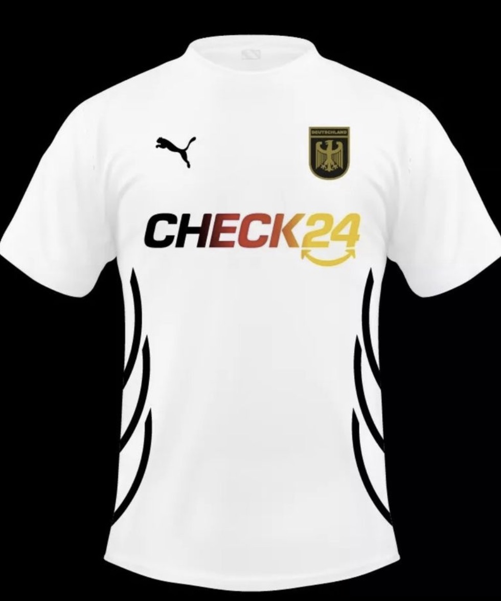Fake Deutschland Trikot ein riesiger Erfolg! Check24 Puma Deutschland ...